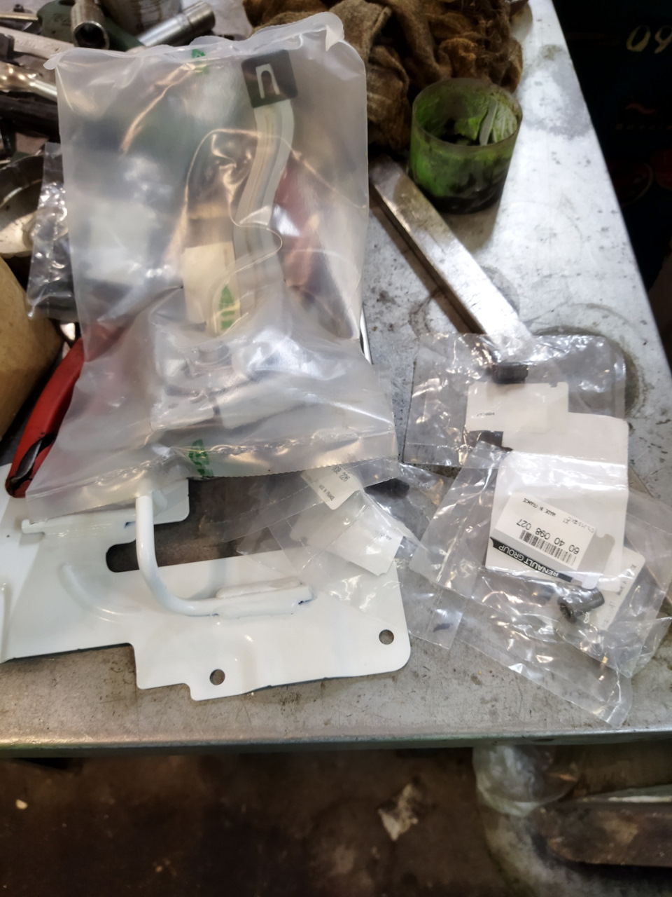 6040098027 ГАЙКА М6х100 RENAULT | Запчасти на DRIVE2