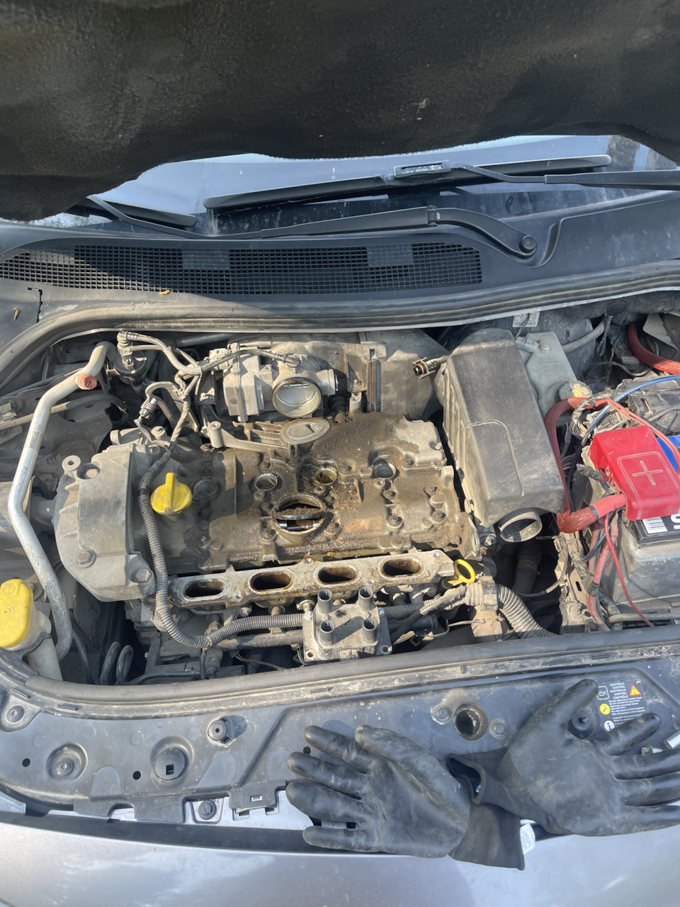 Запотевание на коллекторе — Renault Megane II, 1,4 л, 2008 года | поломка | DRIVE2