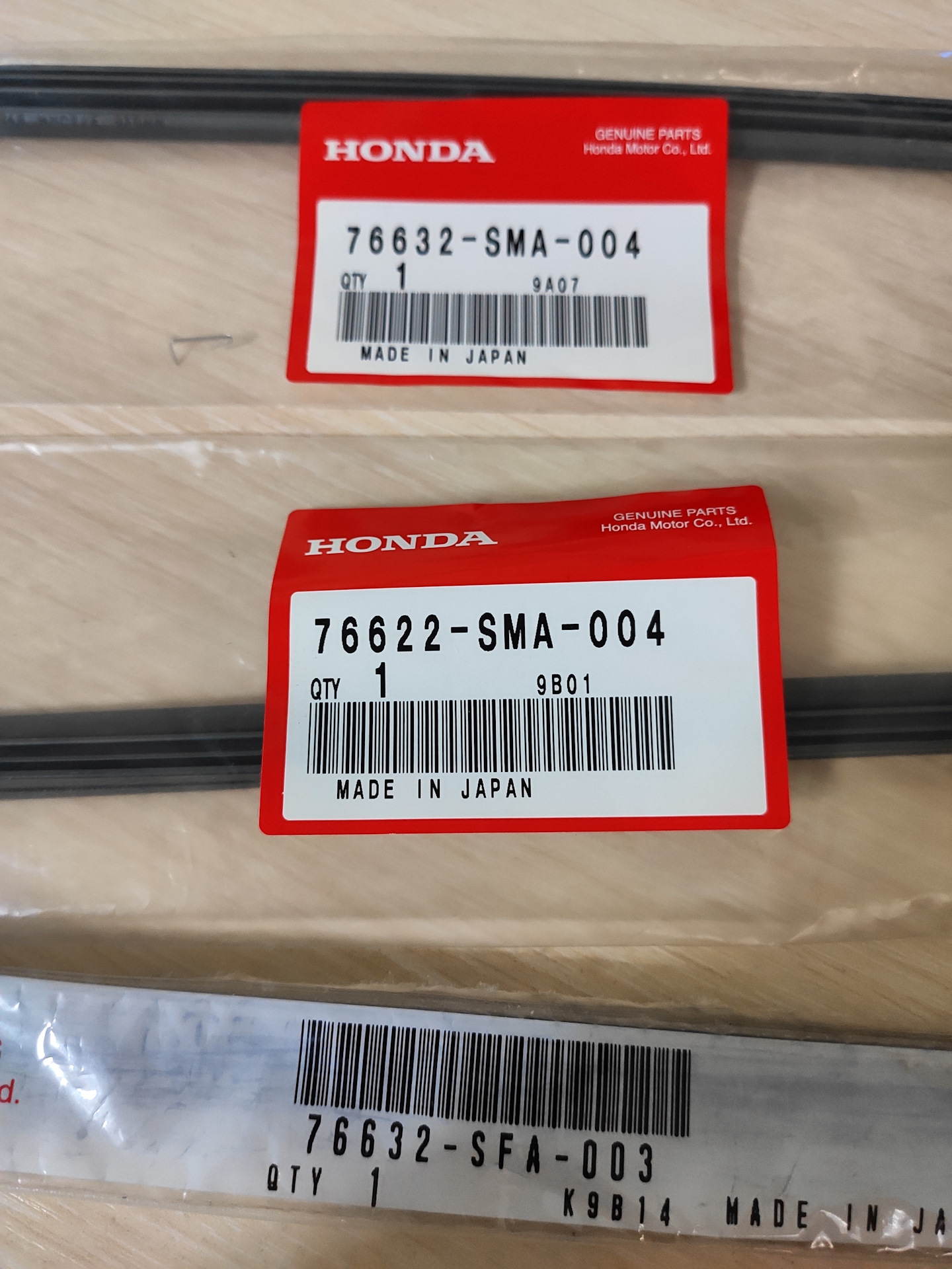 Оригинальные резинки стеклоочистителей — Honda Stream (RN6-9), 1,8 л ...