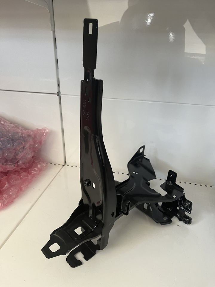 BMW 51647422294 Крепление правой фары на BMW 3 series (G20), BMW 3 ...