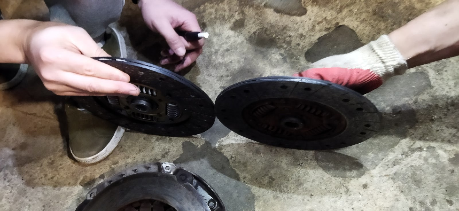 18.09.2021 Замена сцепления, выжимного подшипника, сальников приводов ...