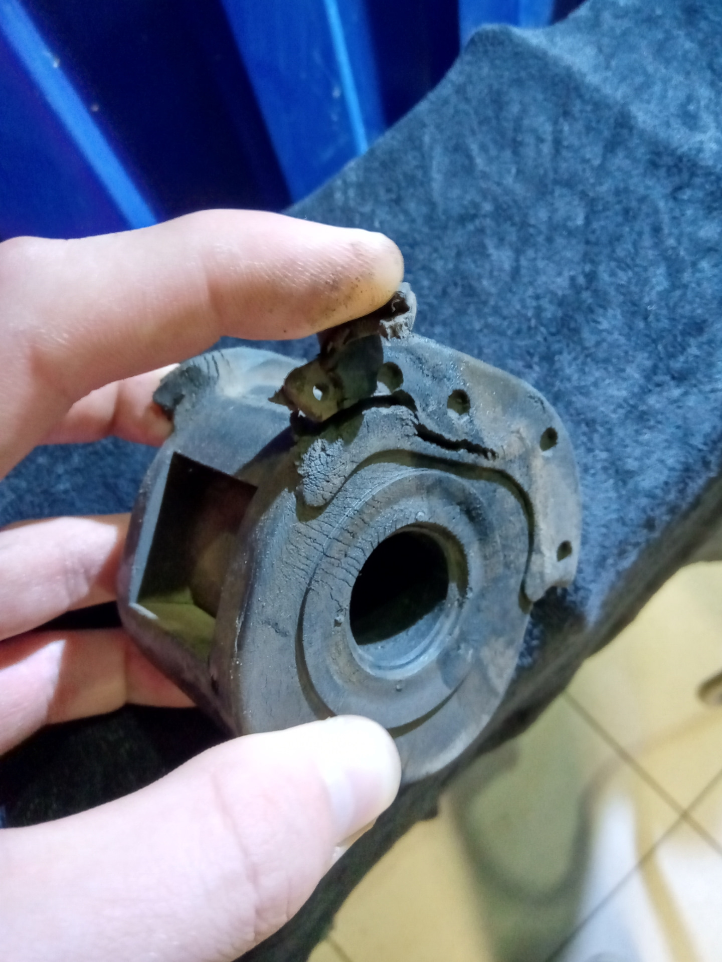 Удлиняем сапун (Шноркель для заднего моста) — Toyota Hilux (8G), 2,8 л ...