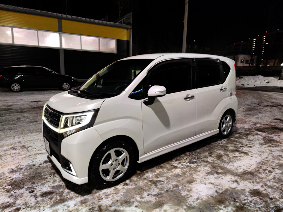 не важно какая у тебя машина, главное сколько взглядов она собирает ...