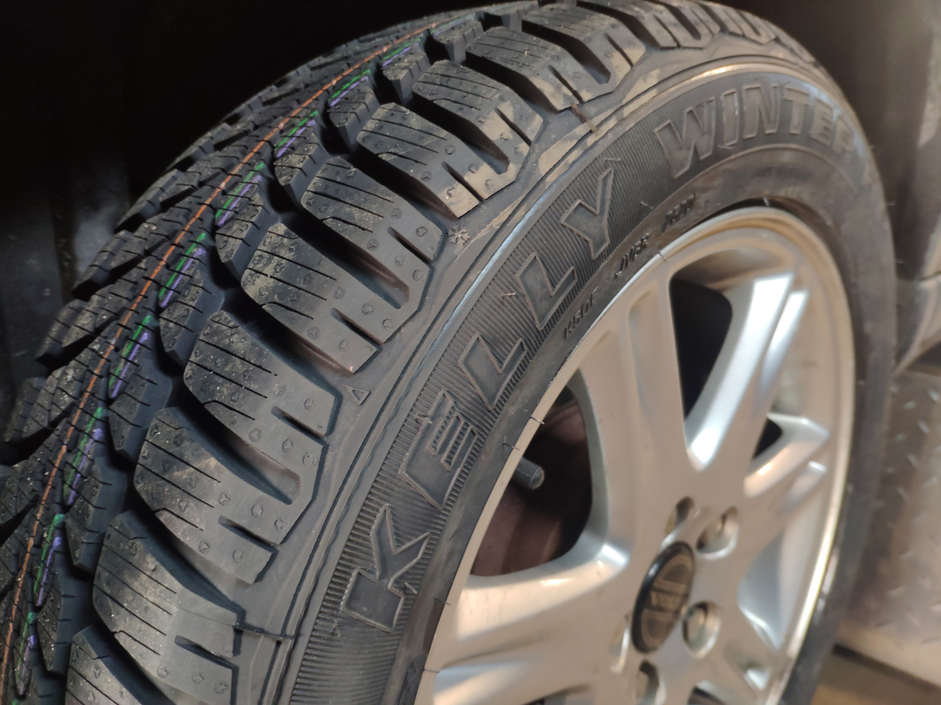 Переобулся в Польский Made in Germany — Volvo S60 (1G), 2,4 л, 2002 ...