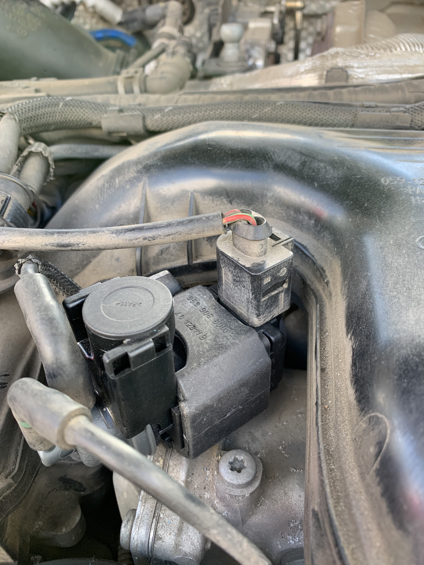 Ошибка P199E00 — замена клапана — Volkswagen Touareg (2G), 3 л, 2012 ...