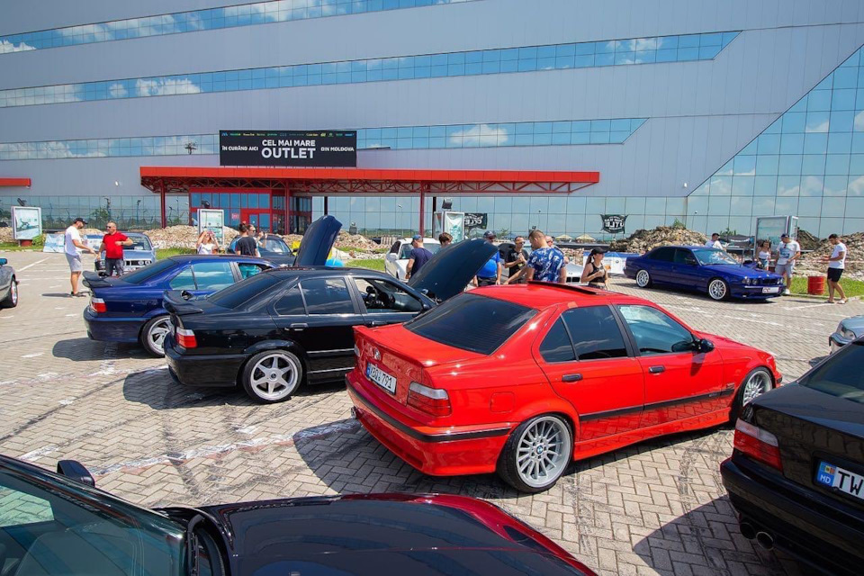 342.BMW CLASSIC WAVE 2021… part 2 — BMW 7 series (E38), 4,9 л, 2001 ...