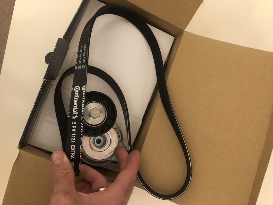 31401425 Комплект ремней навесного Volvo | Запчасти на DRIVE2