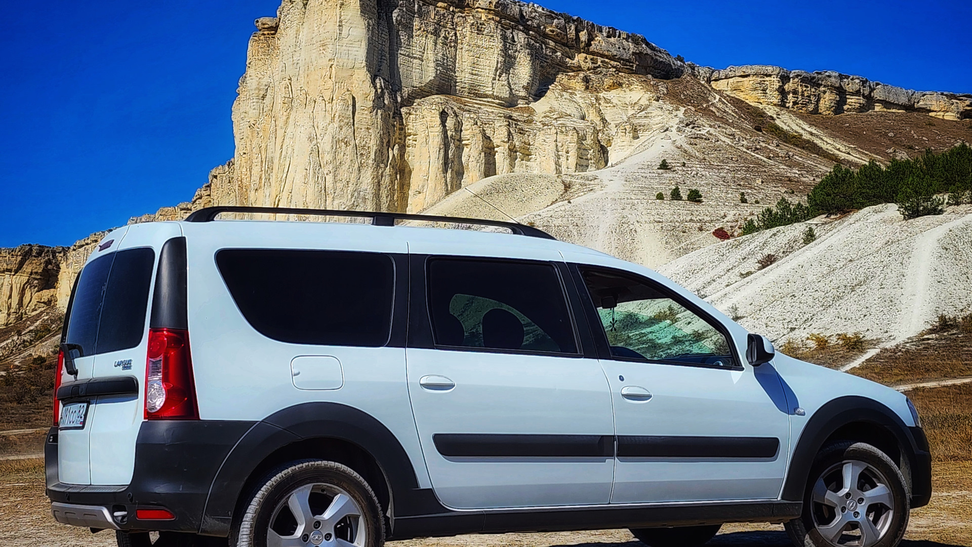 Lada Largus Cross 1.6 бензиновый 2019 | Крымская Белоснежка на DRIVE2