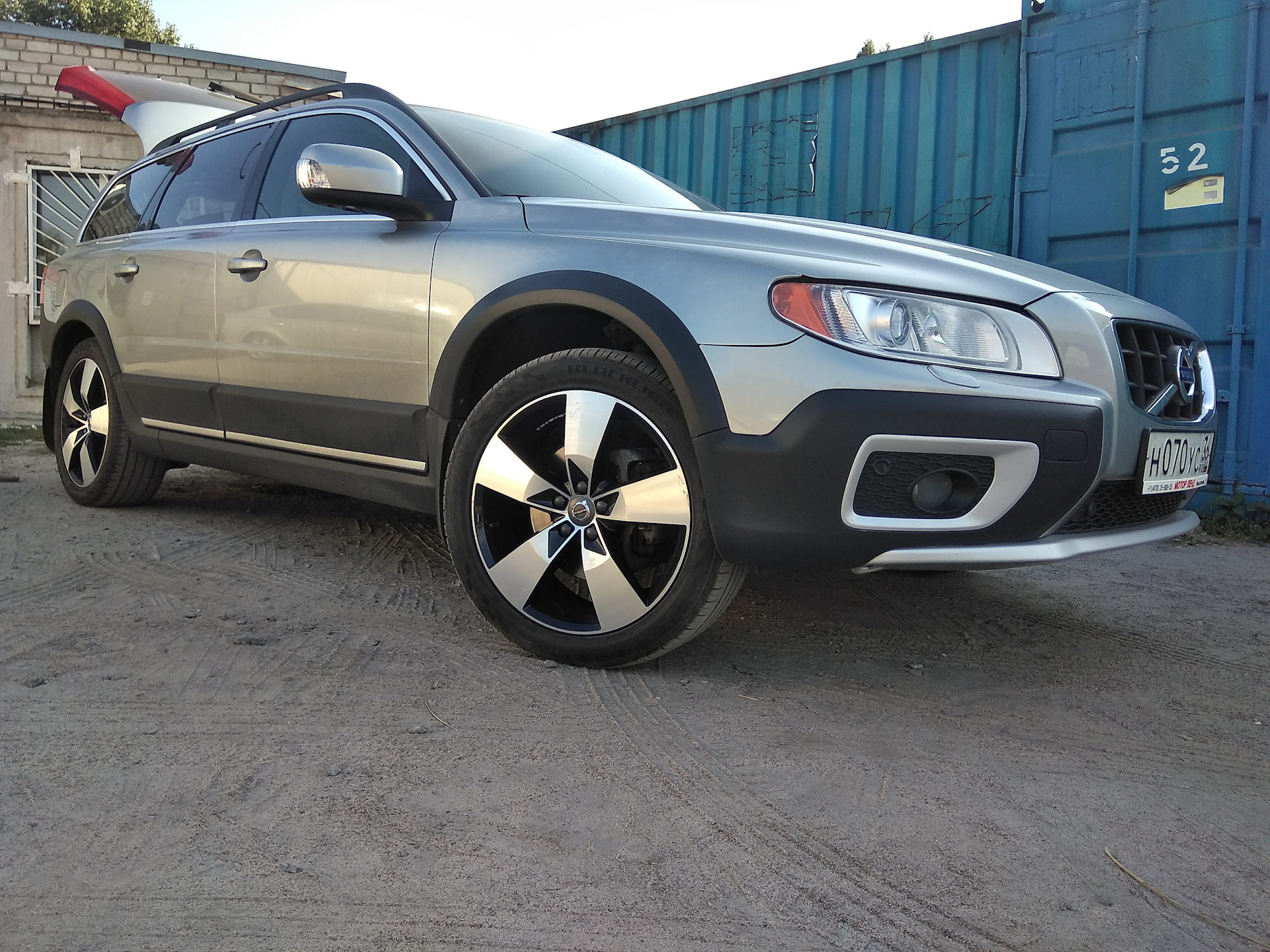 Диски R19" на Вольво ХС70 — Volvo XC70 III, 3,2 л, 2010 года | колёсные ...