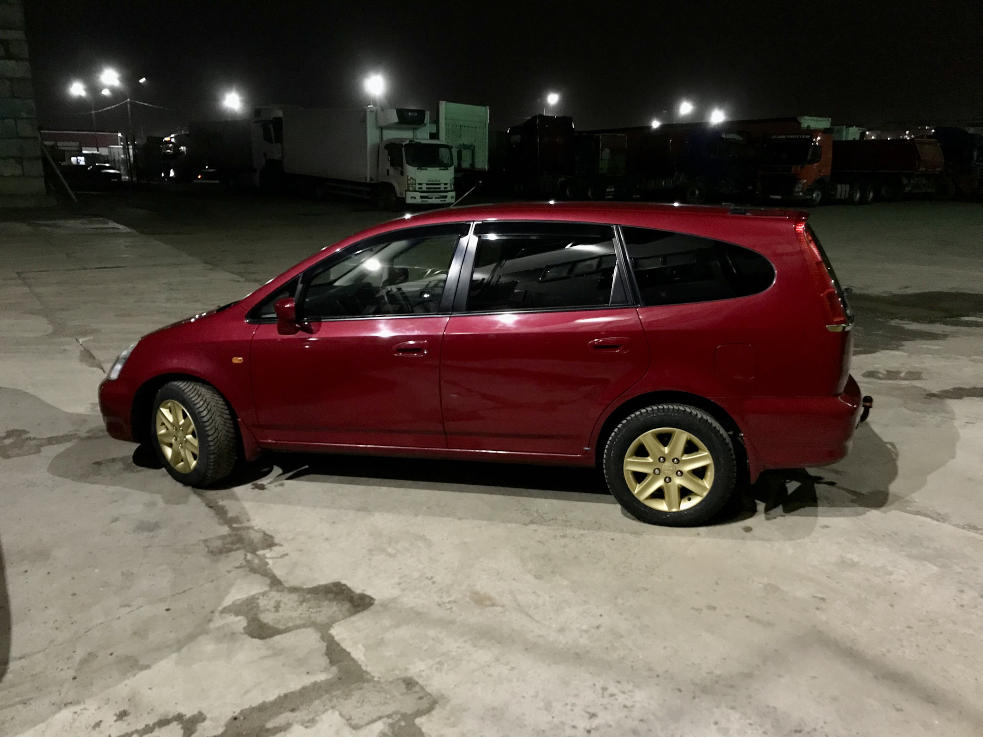 Зима близко. — Honda Stream (RN1-5), 2 л, 2001 года | колёсные диски ...