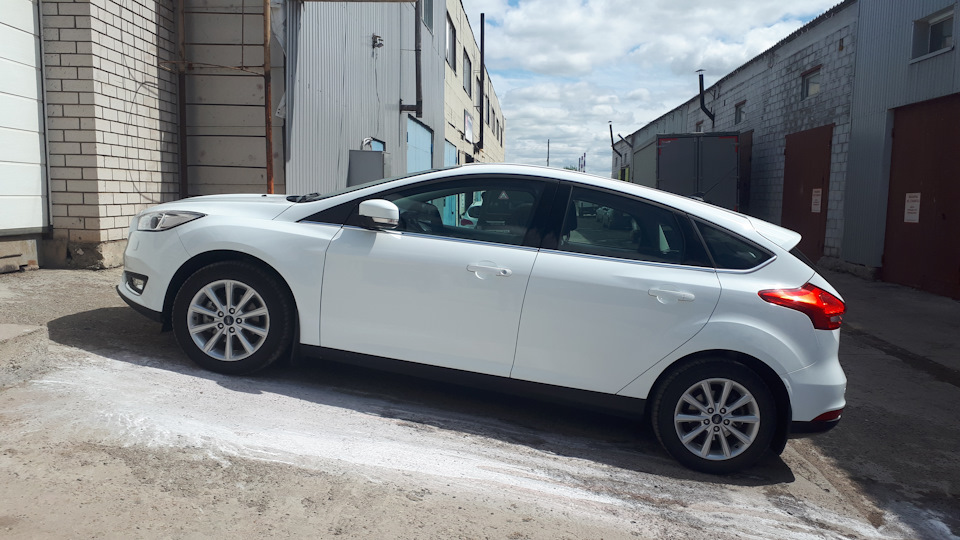 Предзаказ бортового компьютера icomp.tech — Ford Focus Hatchback III, 1,5 л, 2018 года ...