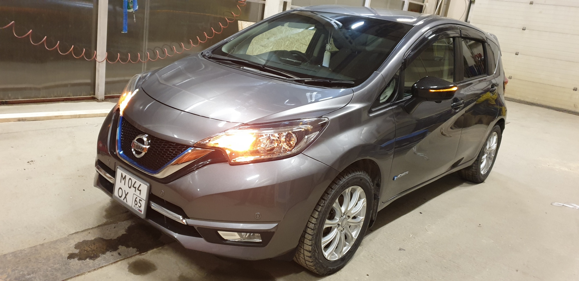 Блок ДХО — Nissan Note (2G), 1,2 л, 2018 года | электроника | DRIVE2