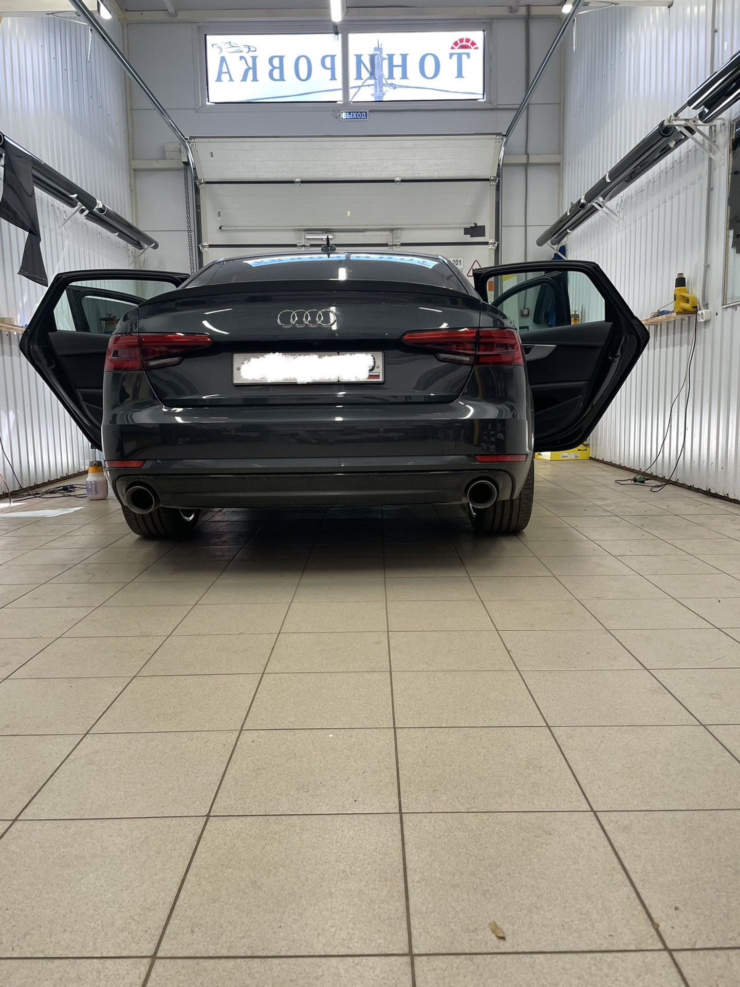 1️⃣ Тонировка — Audi A4 B9 2 л 2015 года стайлинг Drive2