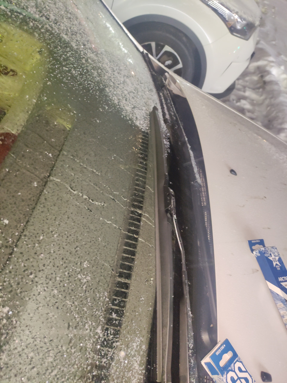 Замена прокладки в крышке маслозаливной горловины — 9043037140 ...