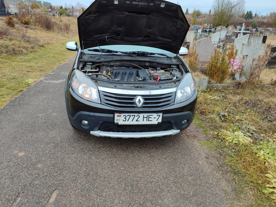 Лампочка габарита) — Renault Sandero 1G, 1,6 л, 2013 года | своими ...