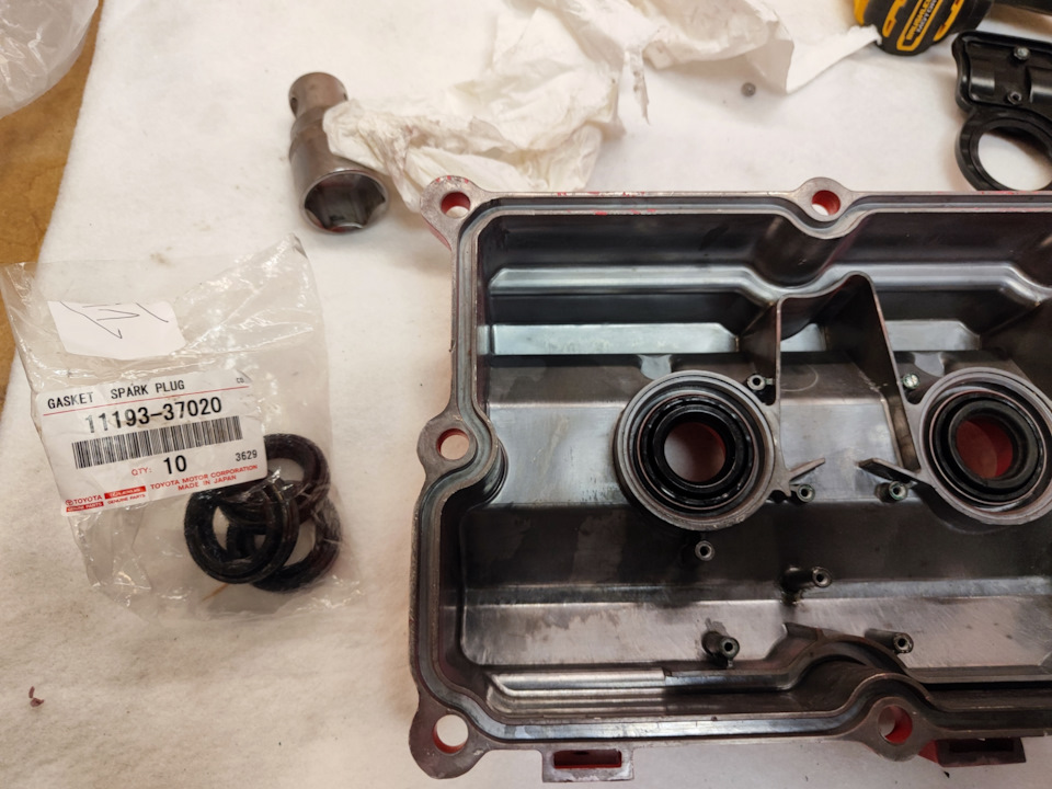 1119337020 Прокладка свечного колодца OEM TOYOTA LEXUS | Запчасти на DRIVE2