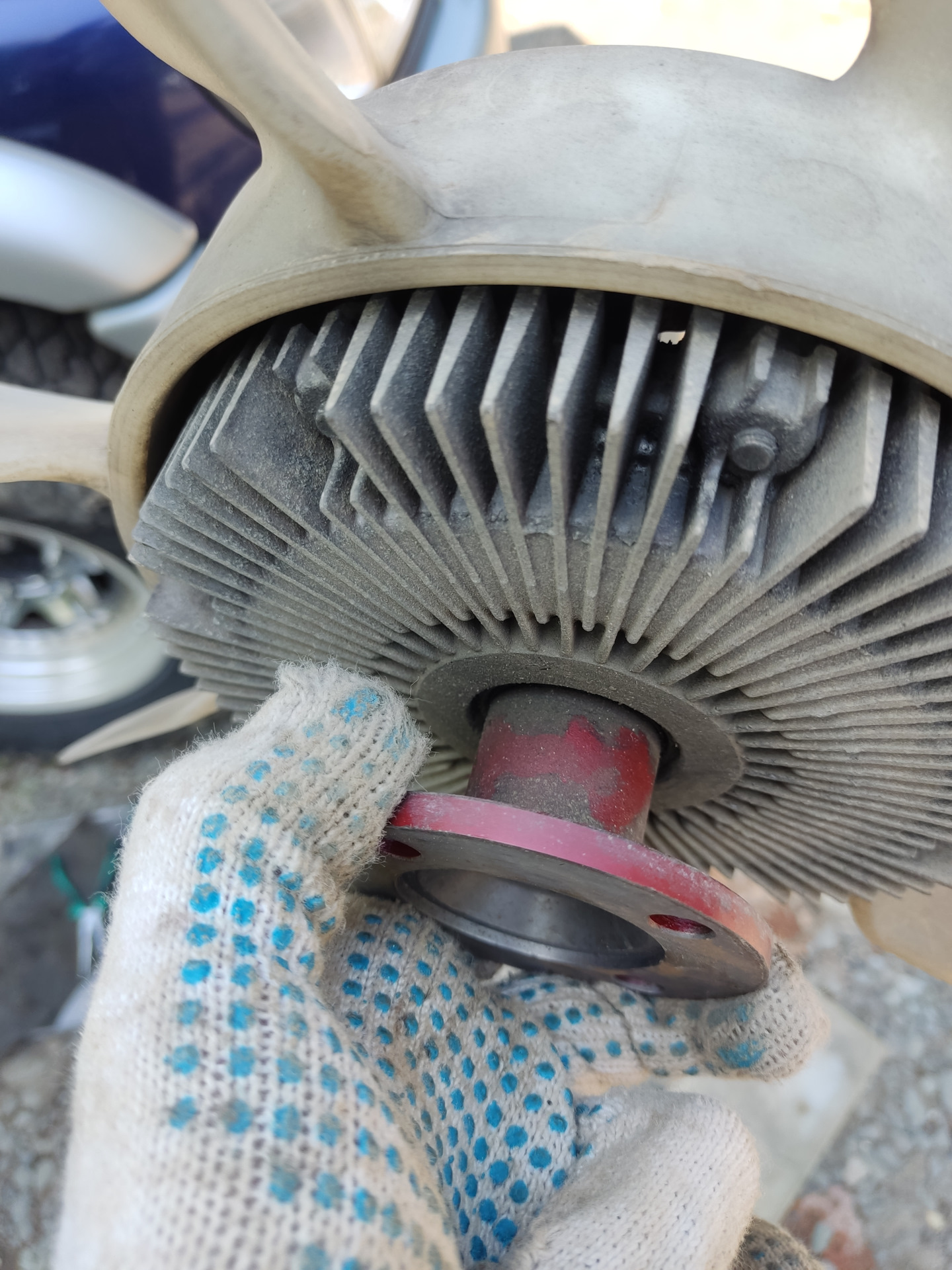 Замена вискомуфты — Toyota Hilux Surf (3G), 3 л, 1996 года | своими ...