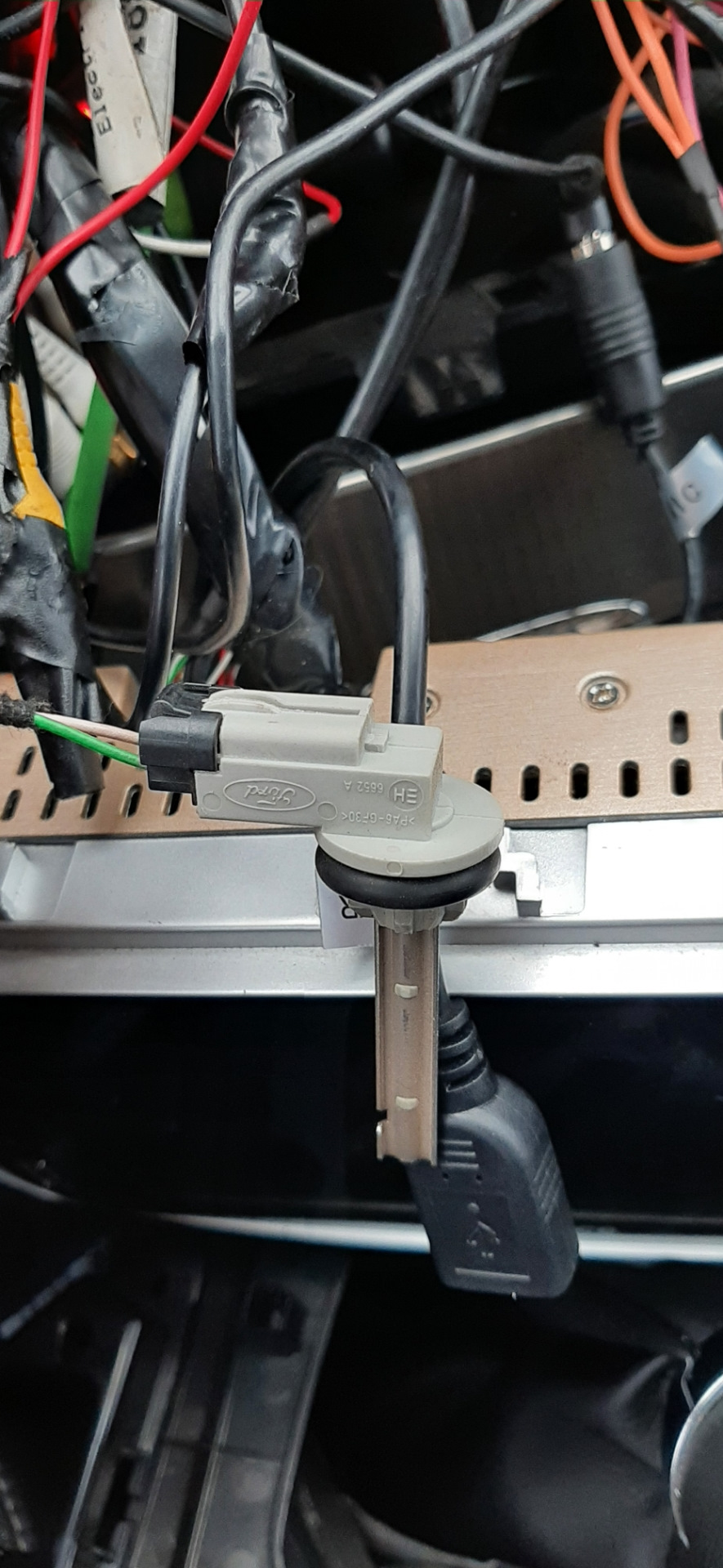 Can Bus decoder Ford mondeo 4 — Ford Mondeo IV, 2 л, 2009 года ...