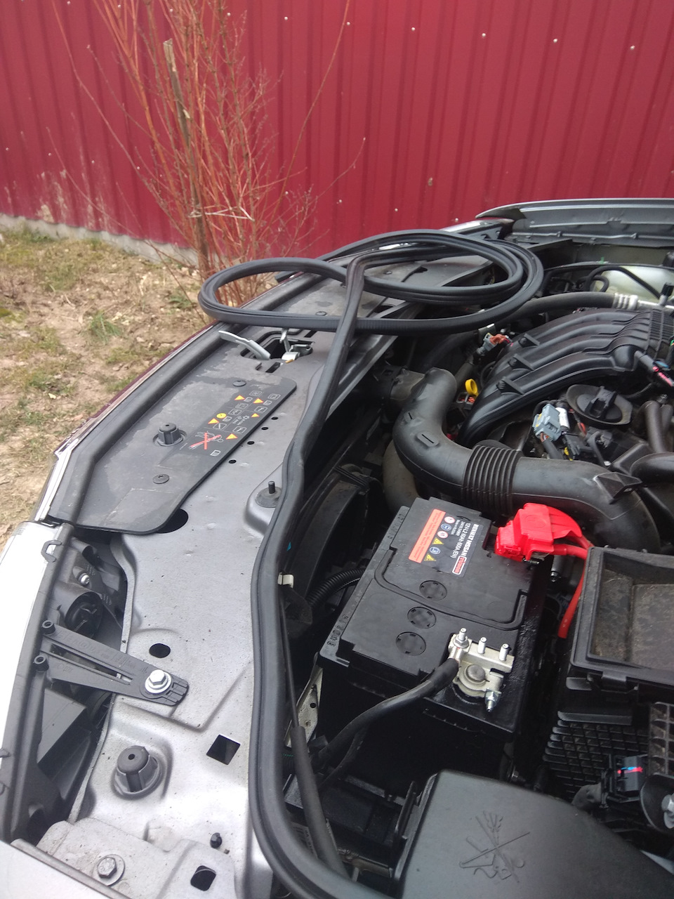 5611530100 Ограничитель стекла ветрового TOYOTA LEXUS | Запчасти на DRIVE2