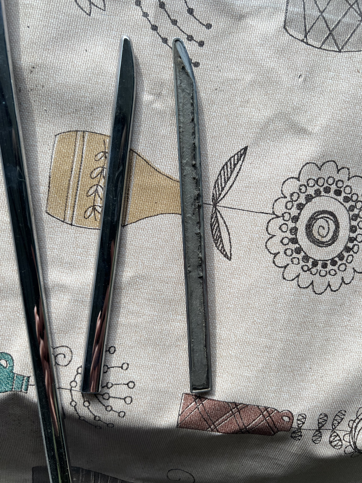 Снятие хрома с дверей CLS 218 — Mercedes-Benz CLS (C218), 3 л, 2011 ...