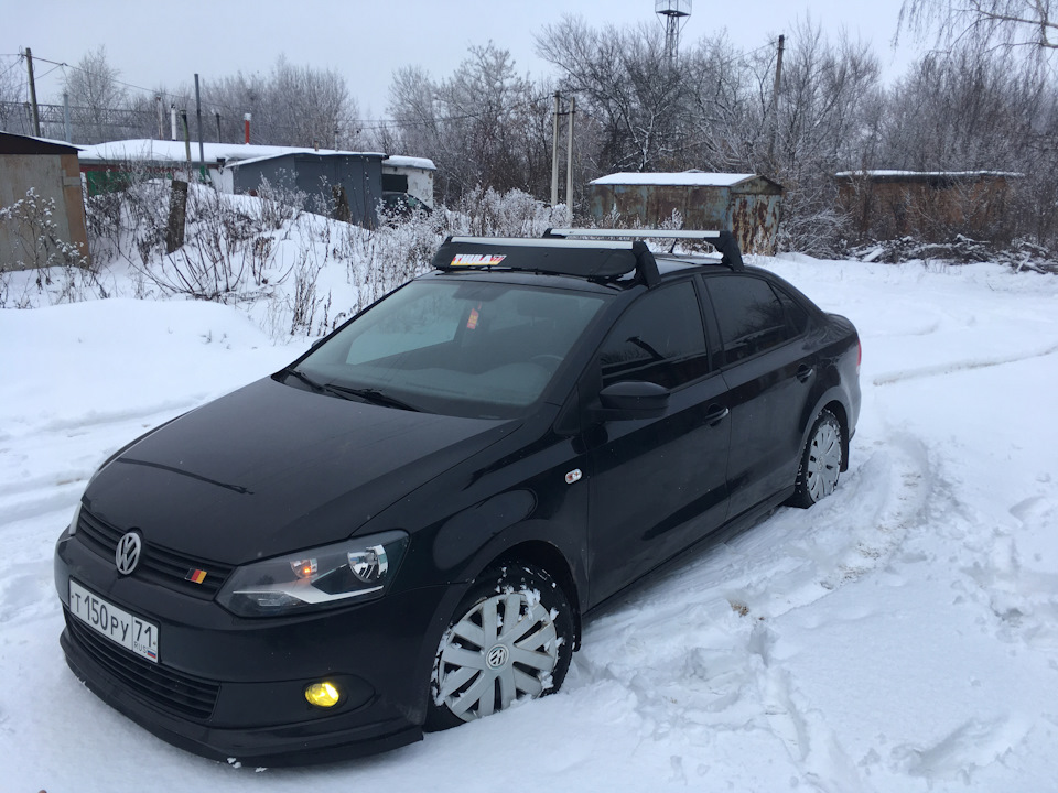 Пенсия близко или багажник на крышу — Volkswagen Polo Sedan, 1,6 л ...