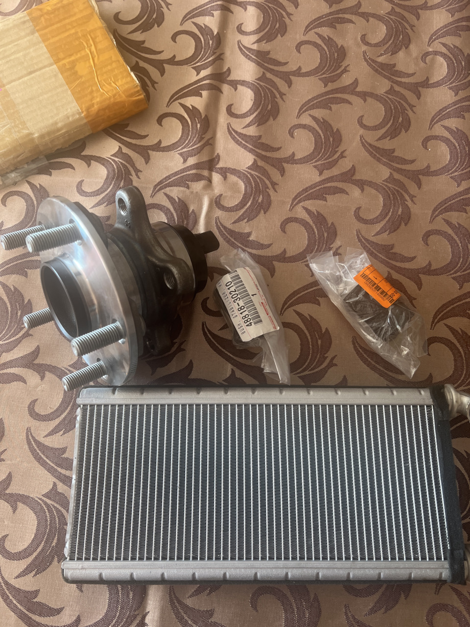 4241030020 Ступица задняя TOYOTA LEXUS | Запчасти на DRIVE2