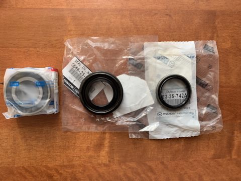 G00325742A Сальник привода 42.2X56.5X5.8X8.8 Mazda | Запчасти на DRIVE2