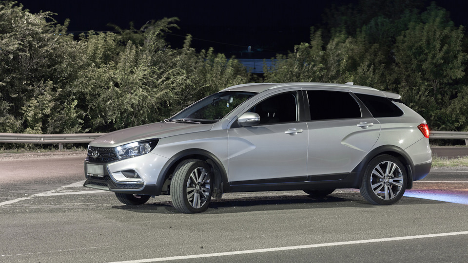 Lada Vesta SW Cross (1G) 1.8 бензиновый 2018 | 1.8 AMT на DRIVE2