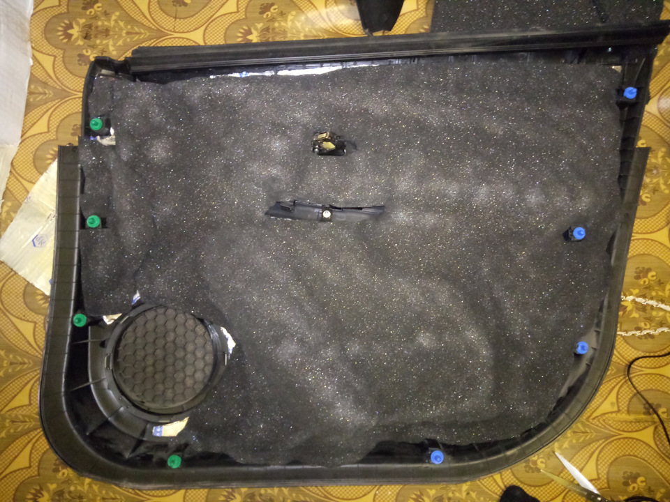 Виброшумоизоляция дверных карт. — Chevrolet Cruze (1G), 1,6 л, 2012 ...