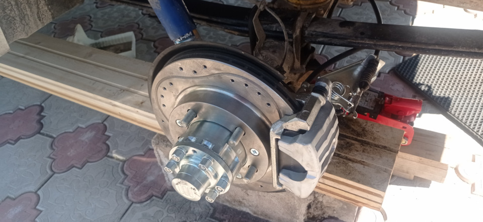 УАЗ Patriot Белый, Edition I › Бортжурнал › Задние дисковые тормоза от ...