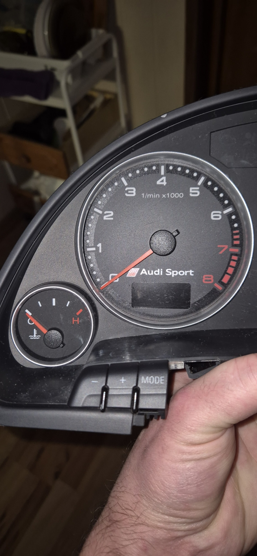 Замена шкалы спидометра с миль на километры в час. — Audi A4 (B7), 2 л ...