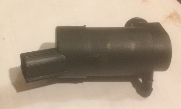 Насос омывателя DOMINANT FO13057105 — Ford Focus Sedan II, 1,8 л, 2008 ...