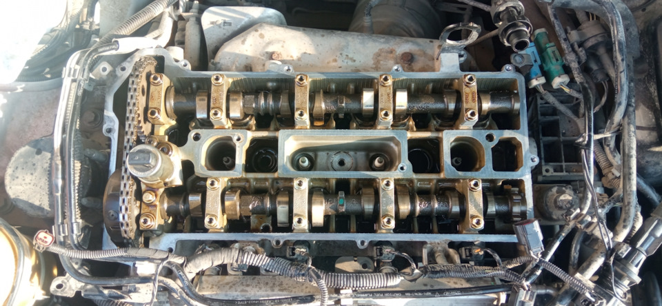 Прокладка клапанной крышки — Ford Mondeo IV, 2,3 л, 2011 года ...