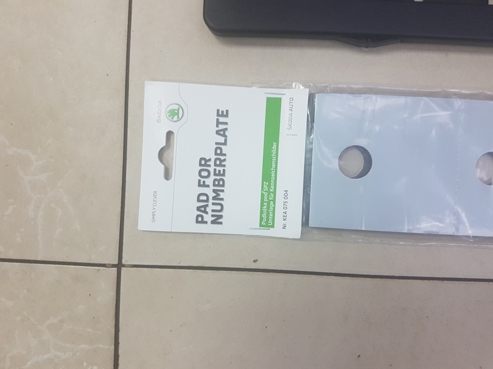 Оригинальные рамки VW и дубли номеров — Volkswagen Golf Variant (Mk4 ...