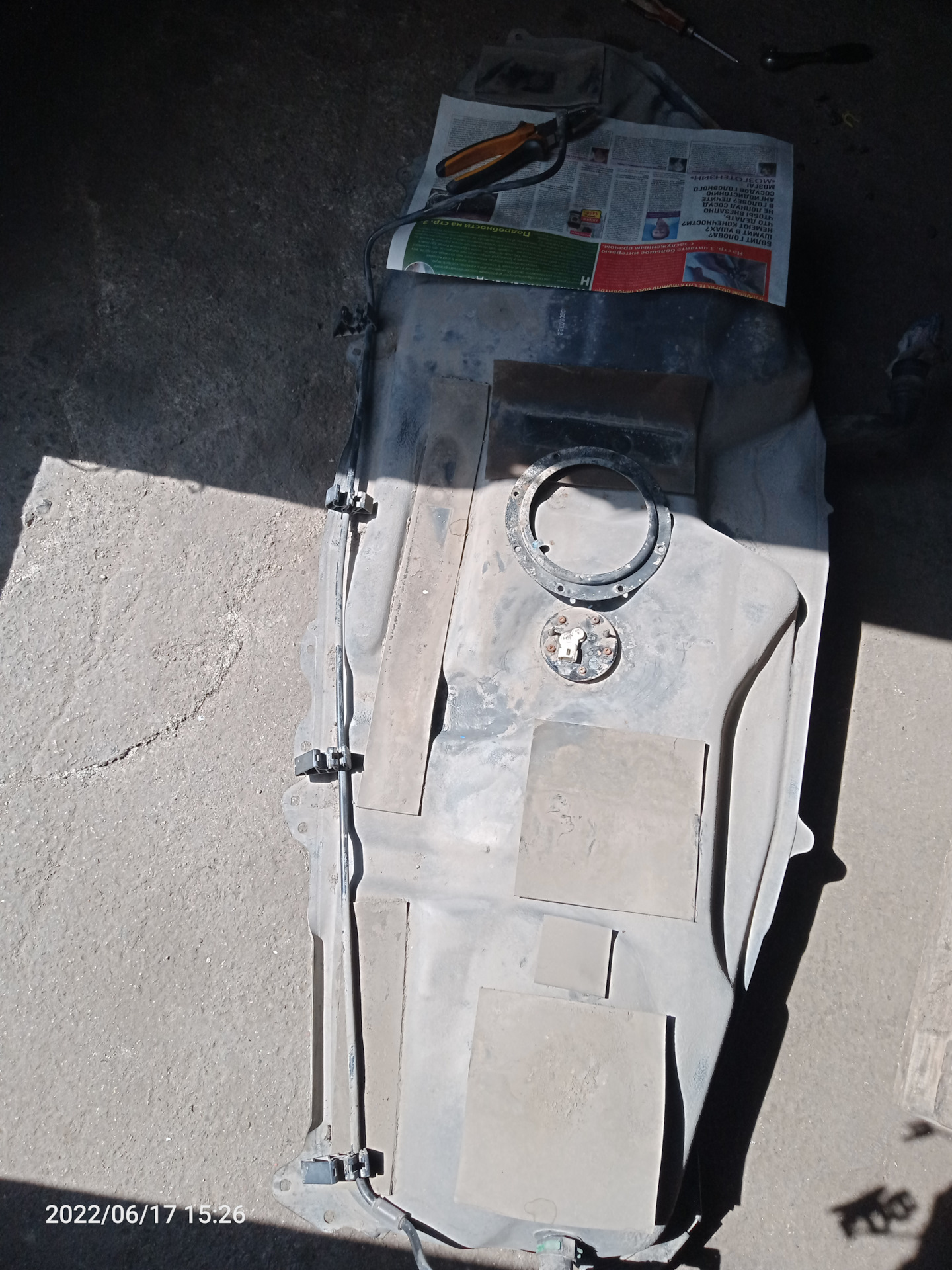 Замена топливного фильтра. Наконец-то. — Toyota RAV4 (III), 3,5 л, 2008 ...