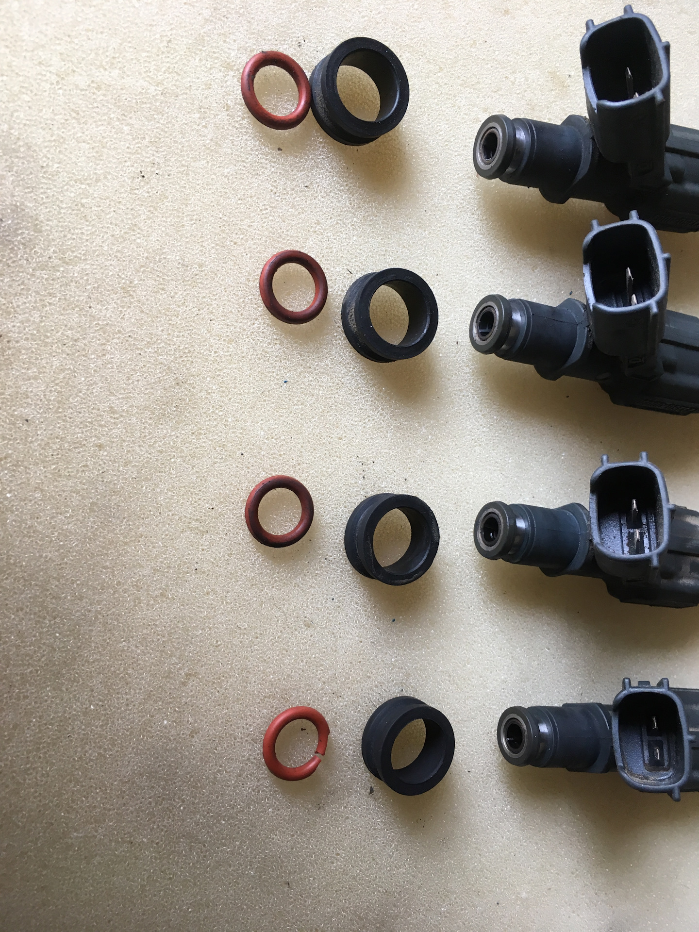 Жор Бензина. Замена уплотнительных колец. — Toyota Corolla (120), 1,6 л ...