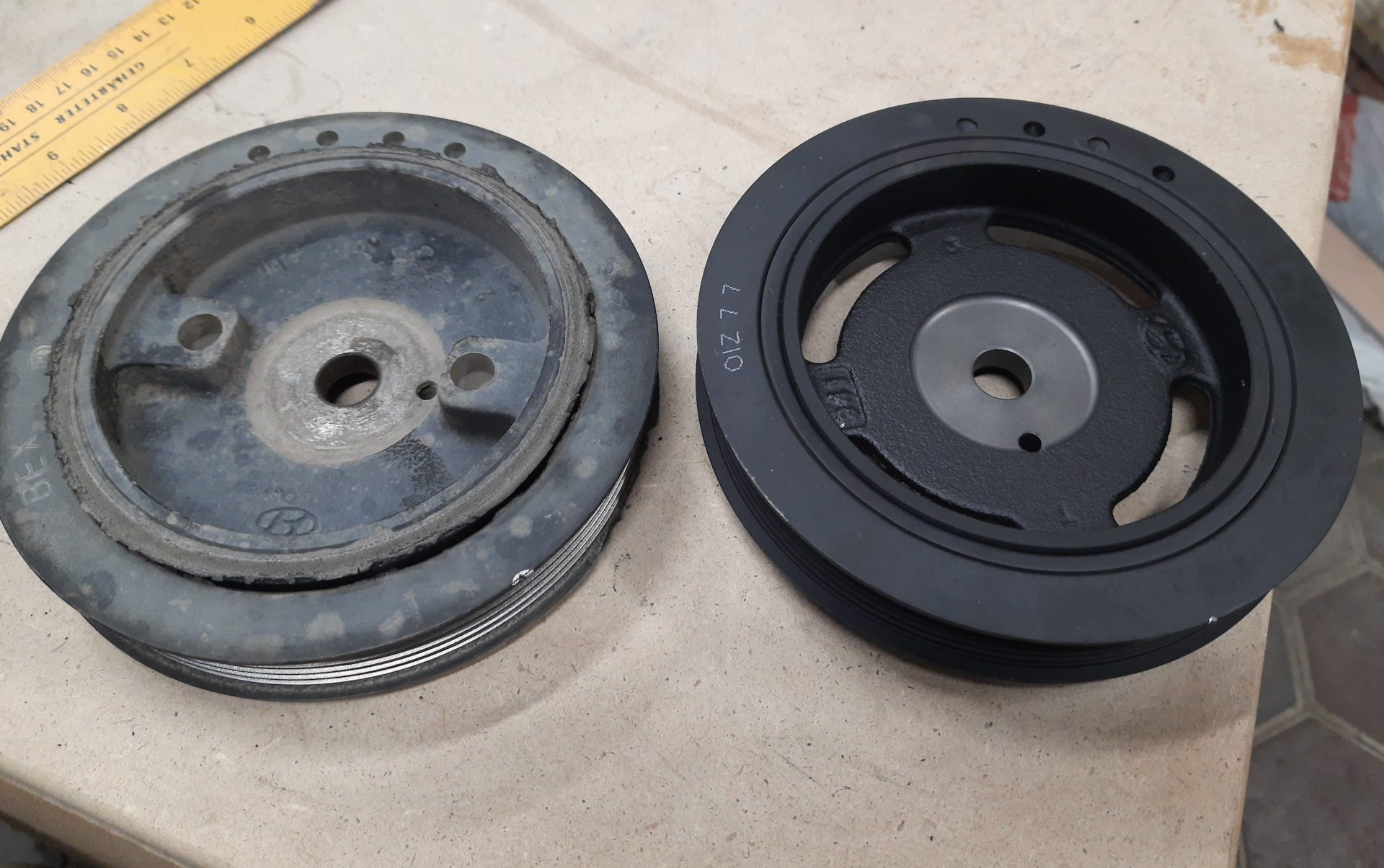 Замена шкива коленвала, привода заслонки отопителя, амортизаторов ...