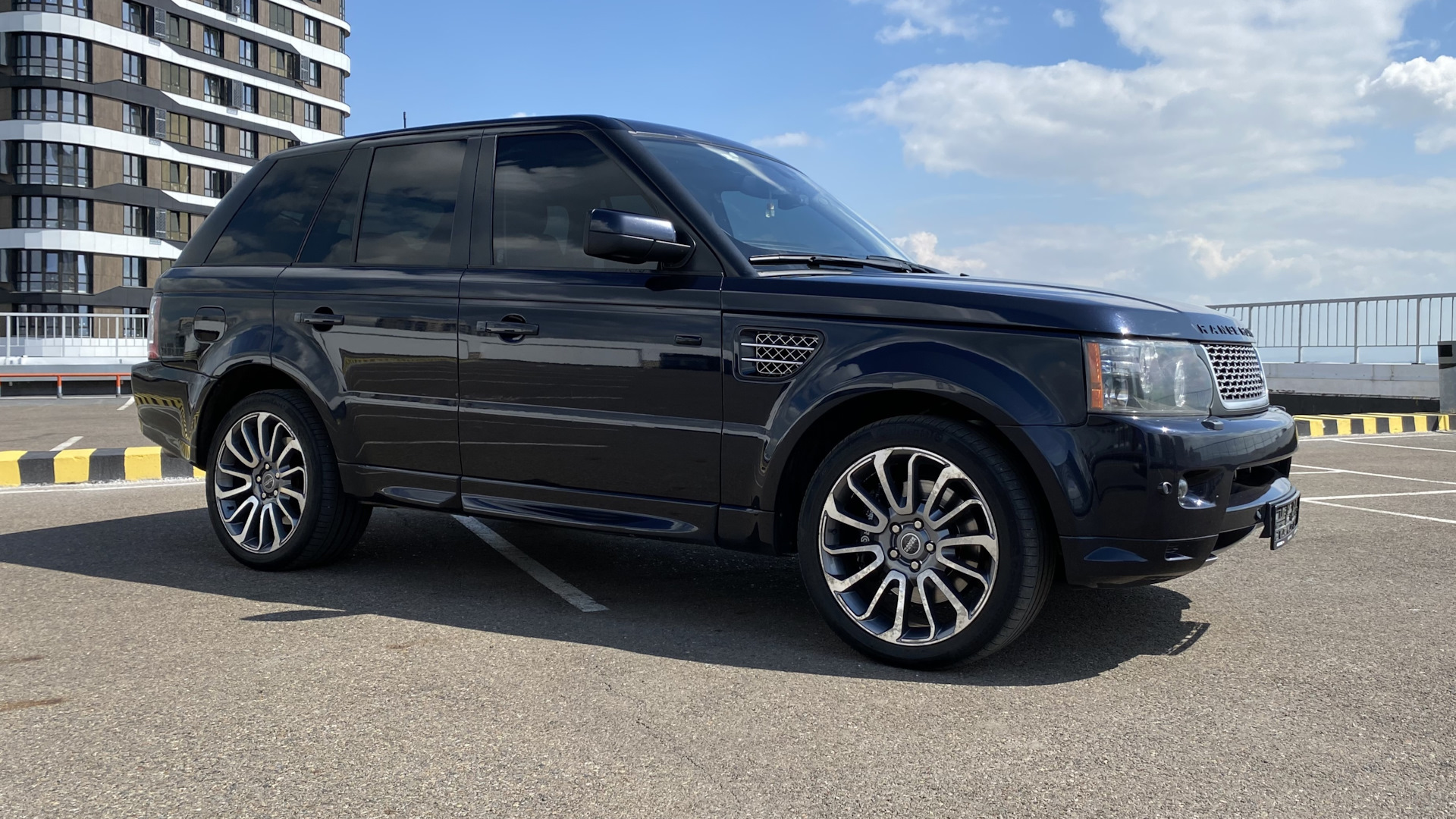 Land Rover Range Rover Sport (1G) 4.2 бензиновый 2005 | King на DRIVE2