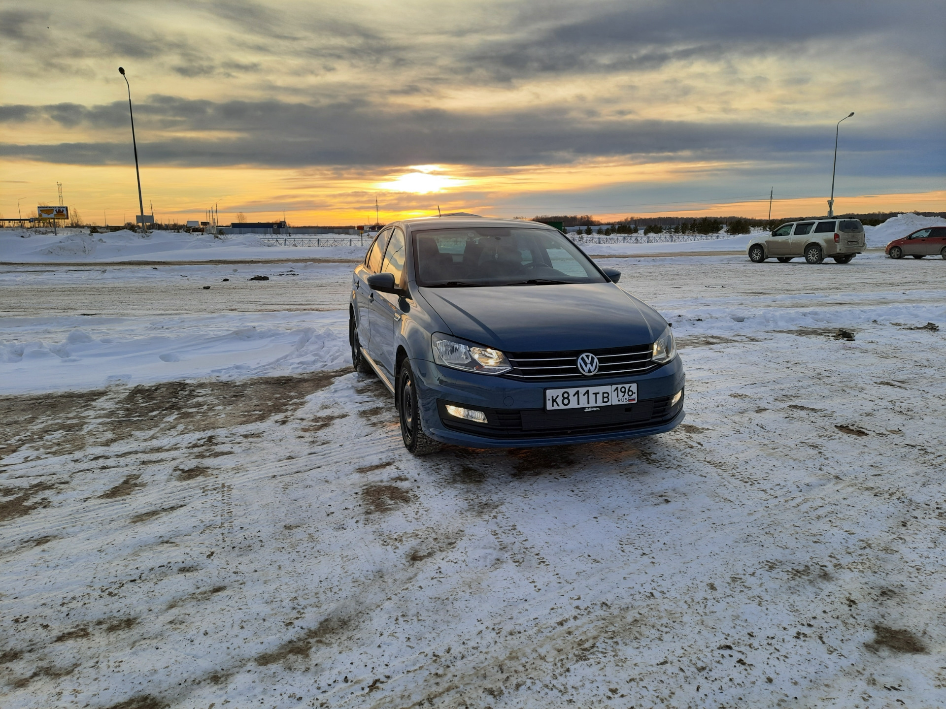Светодиодные лампы ДиЛаС P21W серии Лайт (4000 K) в ДХО — Volkswagen ...