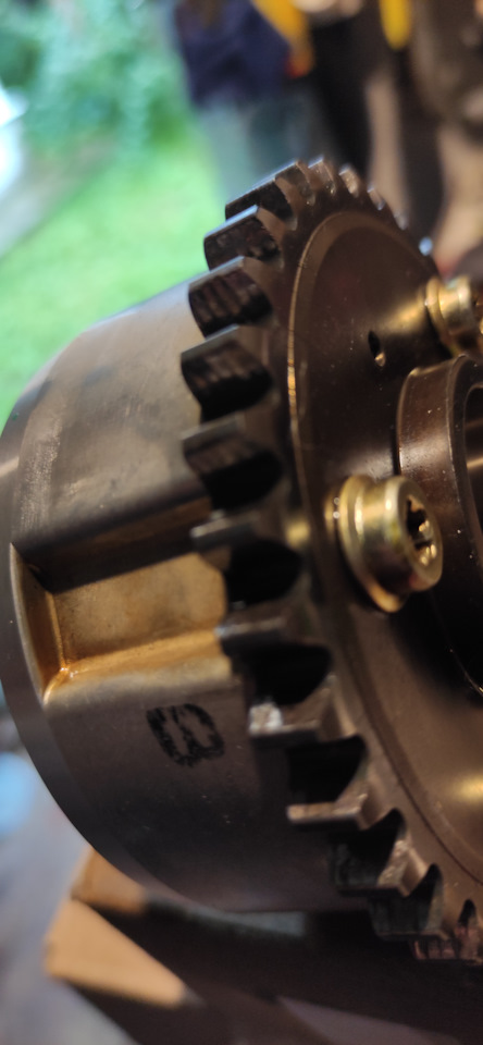 03C109088E Регулятор фаз газораспределения VAG | Запчасти на DRIVE2