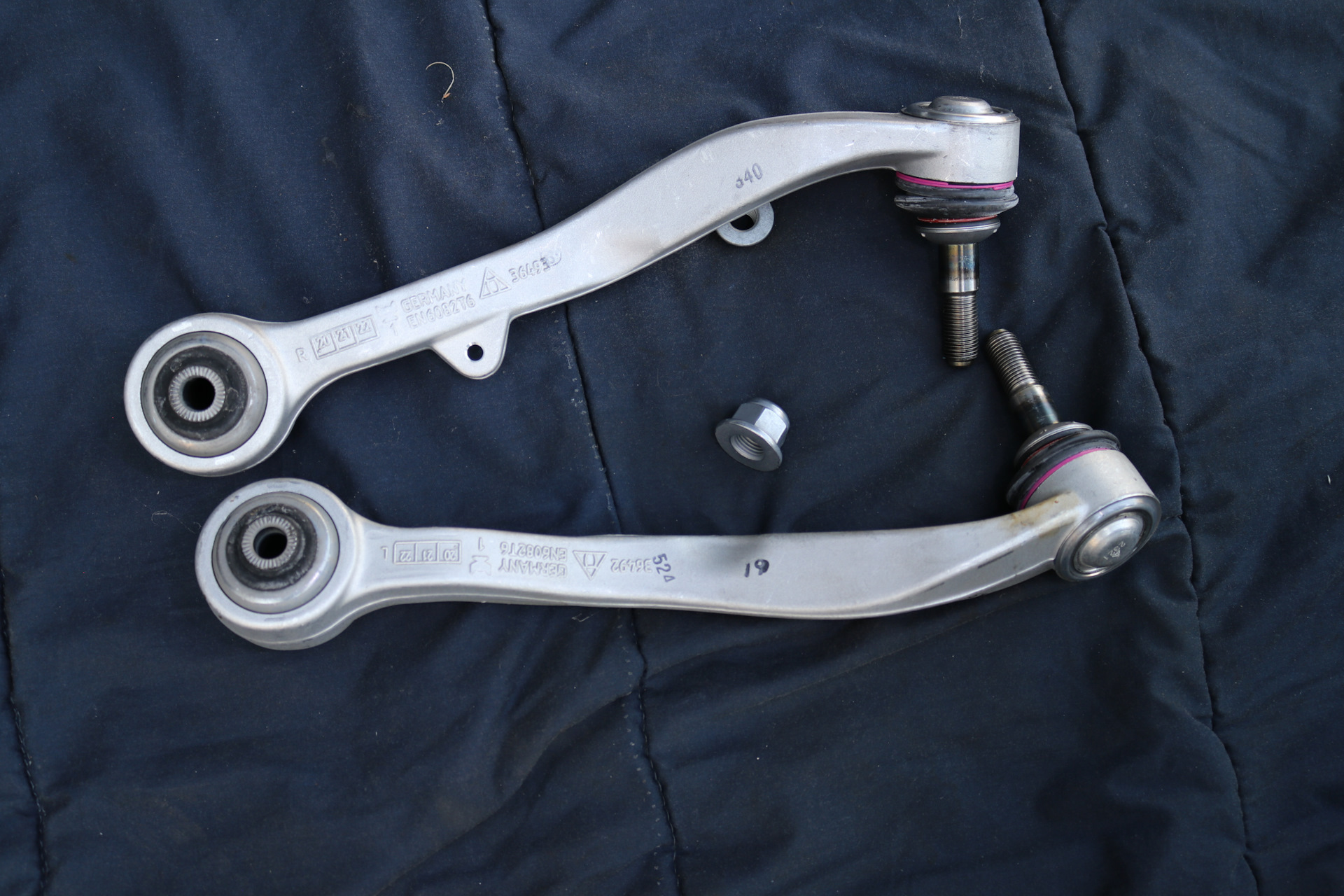 Замена поперечных рычагов BMW E60 528i — BMW 5 series (E60), 3 л., 2008 ...