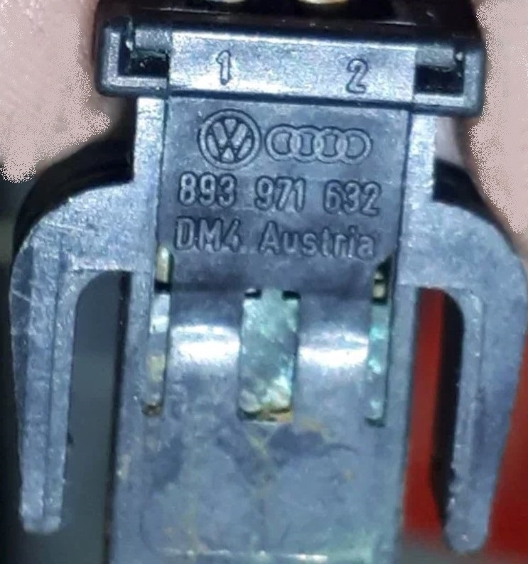 893971632 РАЗЬЕМ 2 PIN/GEHAEUSE VAG | Запчасти на DRIVE2