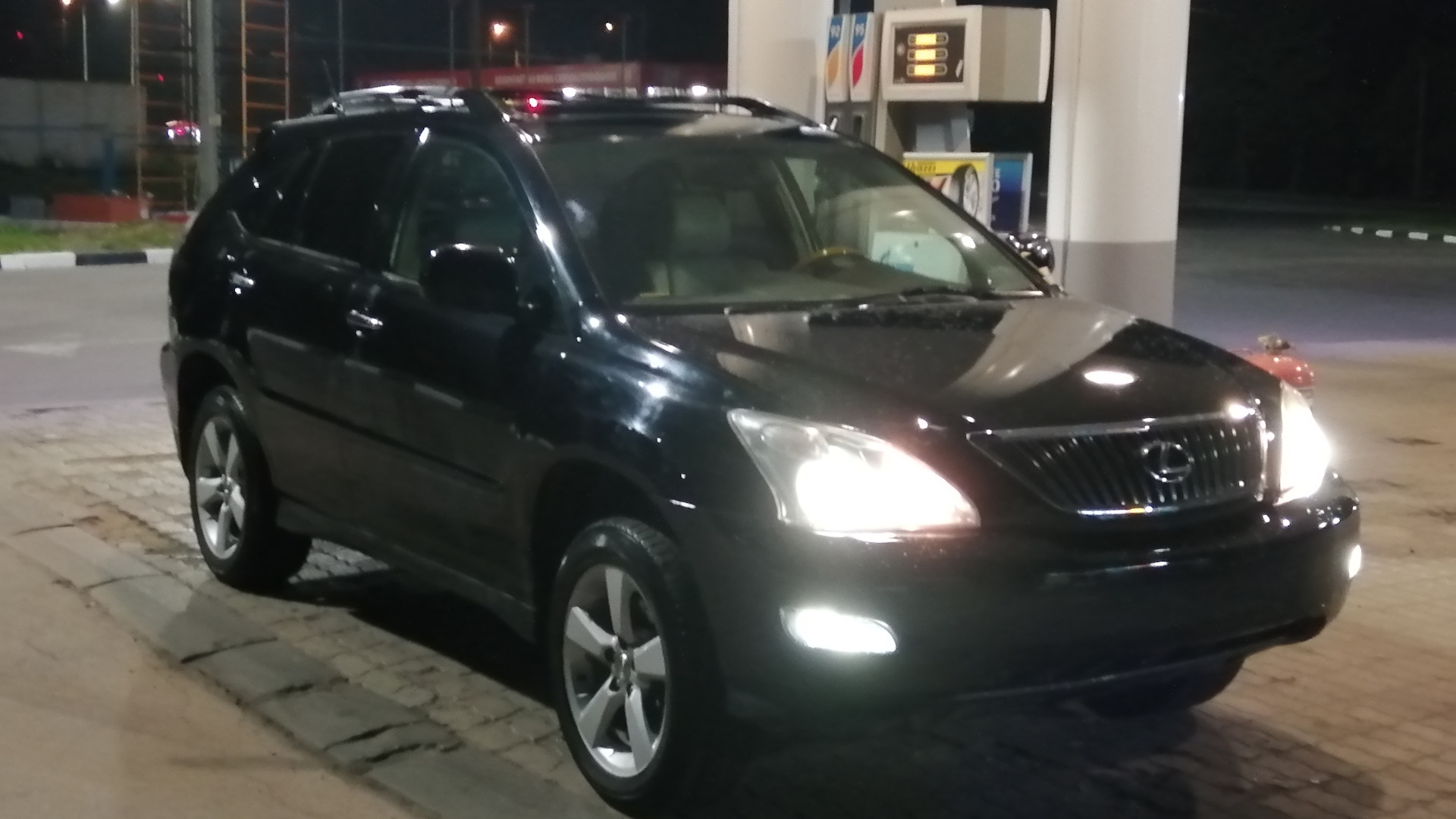 Lexus RX (2G) 3.3 бензиновый 2006 | на DRIVE2