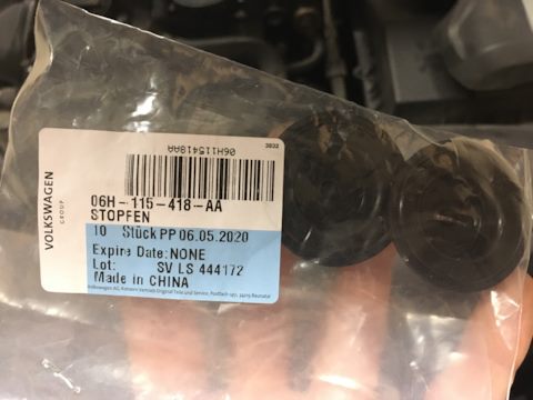 06H115418AA Заглушка корпуса механизма газораспределения VAG VAG ...