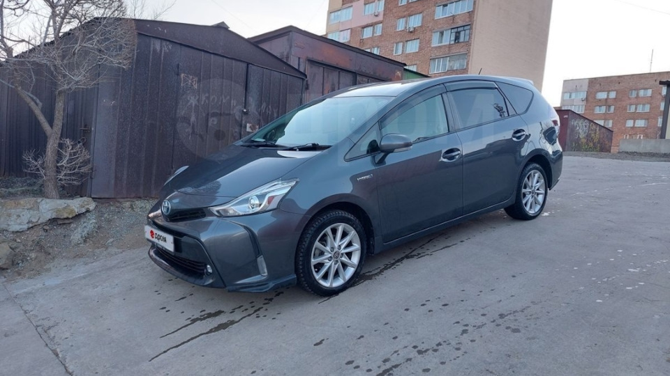 Toyota Prius Alpha 1.8 гибридный 2015 | на DRIVE2
