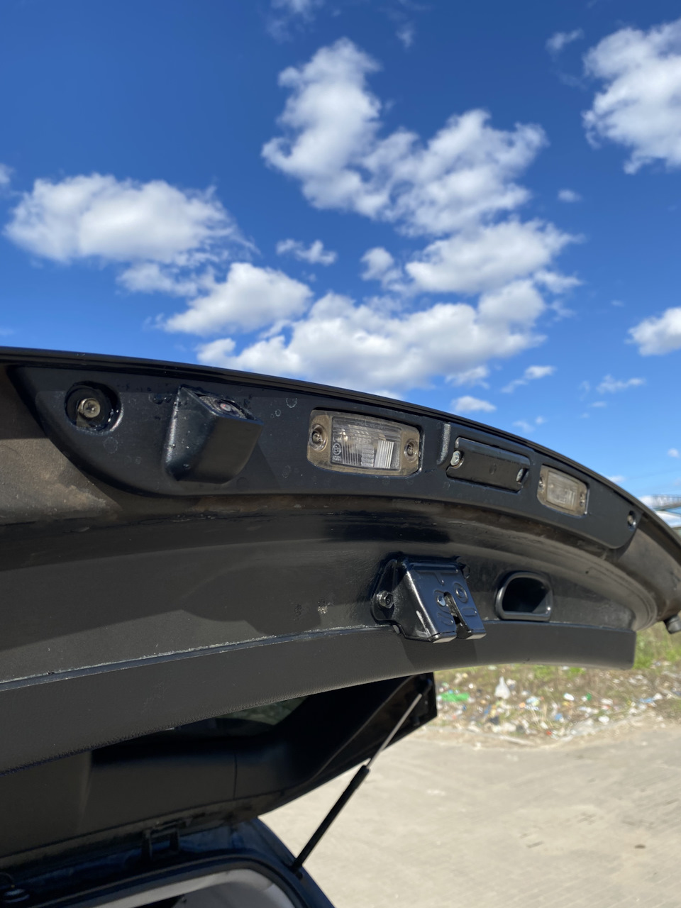 Камера заднего вида в штатное место и летние коврики — KIA Sportage (3G ...