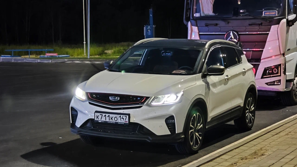 Электроручник на ходу — Geely Coolray (1G), 1,5 л, 2023 года ...