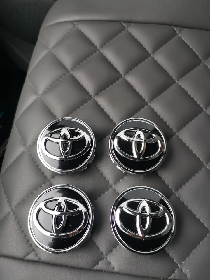 Колпачки Toyota 1400р комплект на Toyota Camry (XV50), Toyota Camry ...