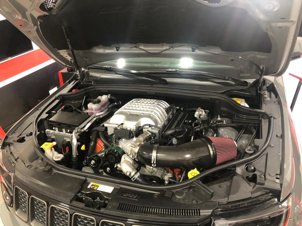 Осторожно, НЕ профессионалы! — Jeep Grand Cherokee SRT-8 (WK2), 6,2 л ...