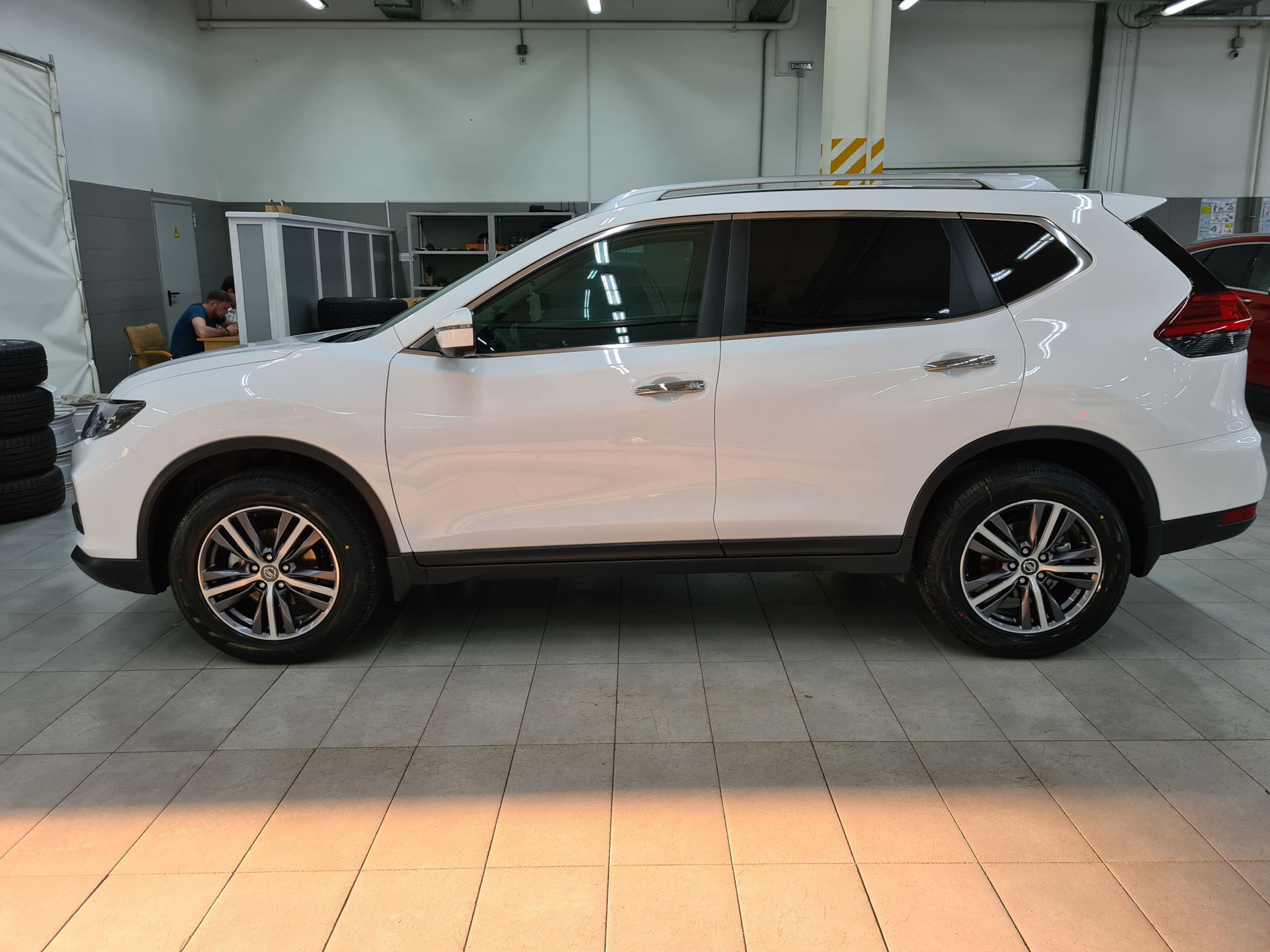 Переобувка! — Nissan X-Trail III (t32), 2,5 л, 2021 года | колёсные ...
